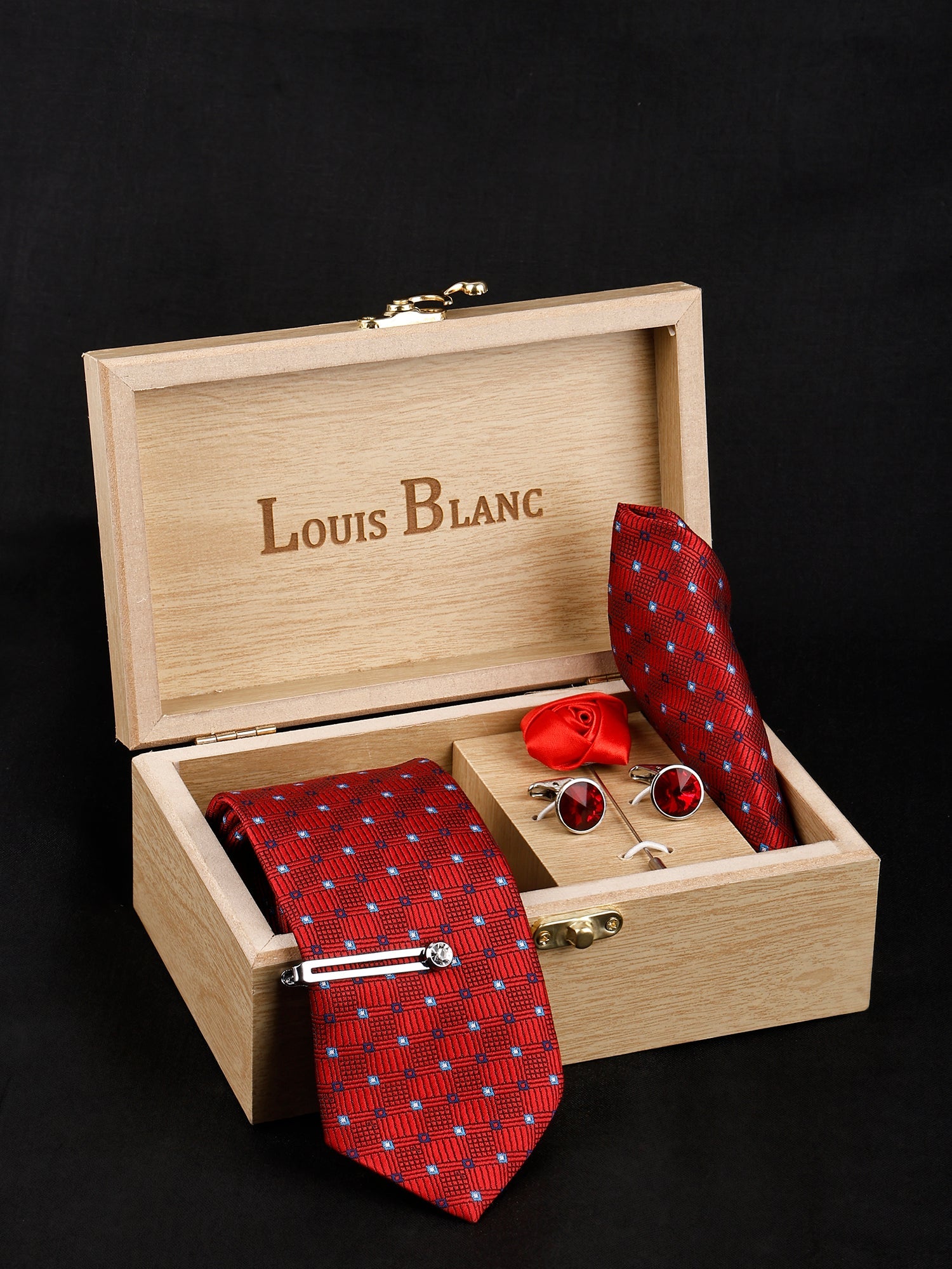 Collections – LOUIS BLANC